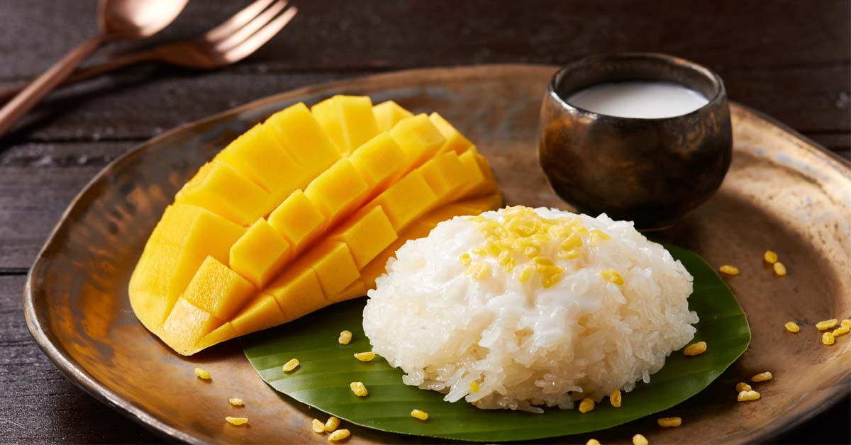 Cách làm xôi xoài Thái Lan dẻo ngon với nước cốt dừa béo ngậy